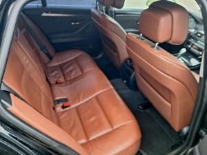 Melns BMW 520 2010 Alīta, ar dzinēja tilpumu 2.00 L un nobraukumu 290 tūkst. km par 7300 €, foto 9 vietnē AUTOMOTO.COM.LV