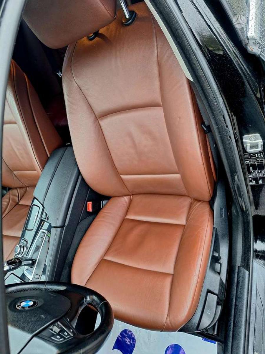 Melns BMW 520 2010 Alīta, ar dzinēja tilpumu 2.00 L un nobraukumu 290 tūkst. km par 7300 €, foto 13 vietnē AUTOMOTO.COM.LV
