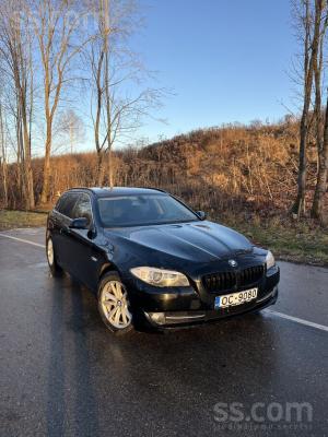 Black BMW 520 2010 in Valmiera, with an engine capacity of 2.00 L and mileage of 361 thousand km for 6500 €, photo  on AUTOMOTO.COM.LV