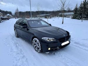 Melns BMW 520 2010 Viļņa, ar dzinēja tilpumu 2.00 L un nobraukumu 337 tūkst. km par 6600 €, foto  vietnē AUTOMOTO.COM.LV