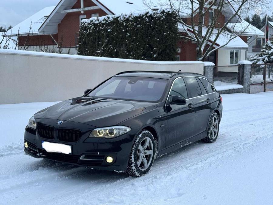 Black BMW 520 2010 in Vilnius, with an engine capacity of 2.00 L and mileage of 337 thousand km for 6600 €, photo 4 on AUTOMOTO.COM.LV