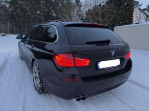 Black BMW 520 2010 in Vilnius, with an engine capacity of 2.00 L and mileage of 337 thousand km for 6600 €, photo 6 on AUTOMOTO.COM.LV
