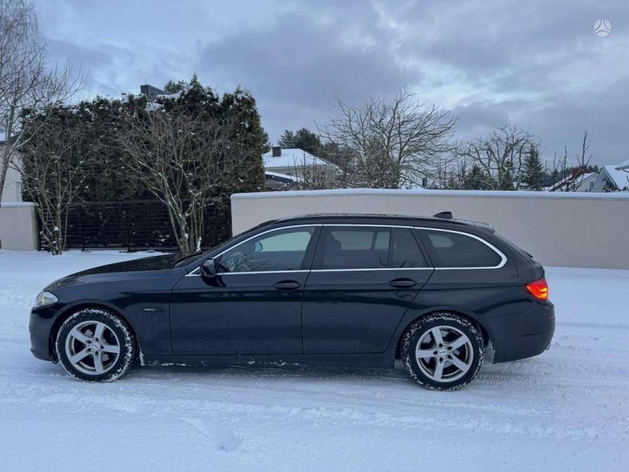 Black BMW 520 2010 in Vilnius, with an engine capacity of 2.00 L and mileage of 337 thousand km for 6600 €, photo 8 on AUTOMOTO.COM.LV