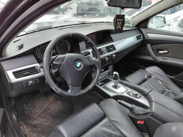 Black BMW 520 2010 in Vilnius, with an engine capacity of 2.00 L and mileage of 368 thousand km for 2500 €, photo 7 on AUTOMOTO.COM.LV