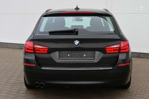 Black BMW 520 2010 in Kretinga, with an engine capacity of 2.00 L and mileage of 268 thousand km for 7899 €, photo 8 on AUTOMOTO.COM.LV
