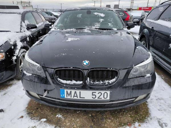 Melns BMW 520 2010 Viļņa, ar dzinēja tilpumu 2.00 L un nobraukumu 380 tūkst. km par 2000 €, foto 3 vietnē AUTOMOTO.COM.LV