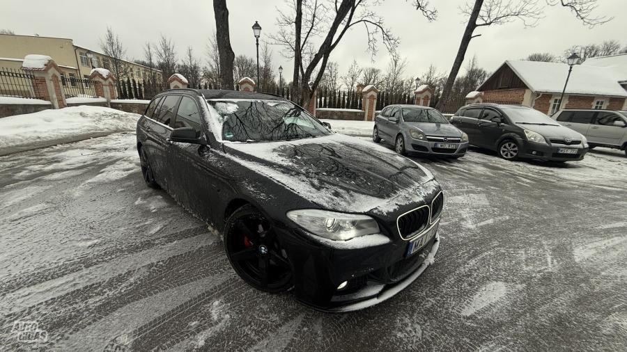 Melns BMW 520 2010 Viļņa, ar dzinēja tilpumu 2.00 L un nobraukumu 270 tūkst. km par 5200 €, foto 2 vietnē AUTOMOTO.COM.LV