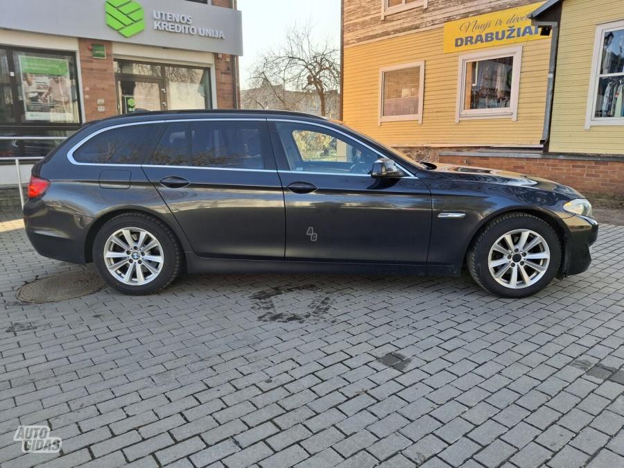 Melns BMW 520 2010 Utena, ar dzinēja tilpumu 2.00 L un nobraukumu 327 tūkst. km par 5950 €, foto 6 vietnē AUTOMOTO.COM.LV
