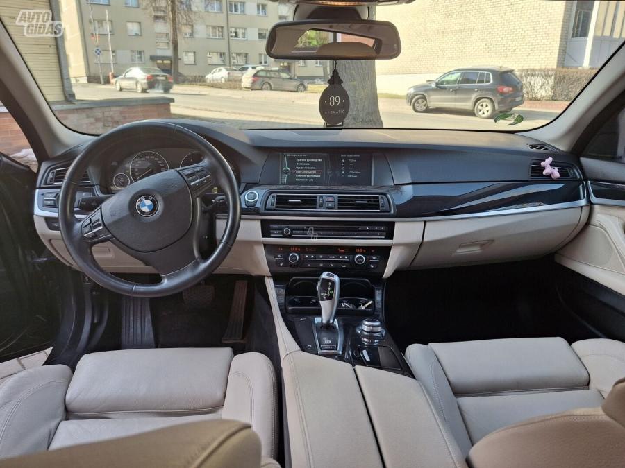 Melns BMW 520 2010 Utena, ar dzinēja tilpumu 2.00 L un nobraukumu 327 tūkst. km par 5950 €, foto 10 vietnē AUTOMOTO.COM.LV