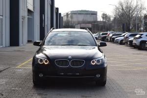 Melns BMW 520 2010 Viļņa, ar dzinēja tilpumu 2.00 L un nobraukumu 233 tūkst. km par 5900 €, foto 2 vietnē AUTOMOTO.COM.LV