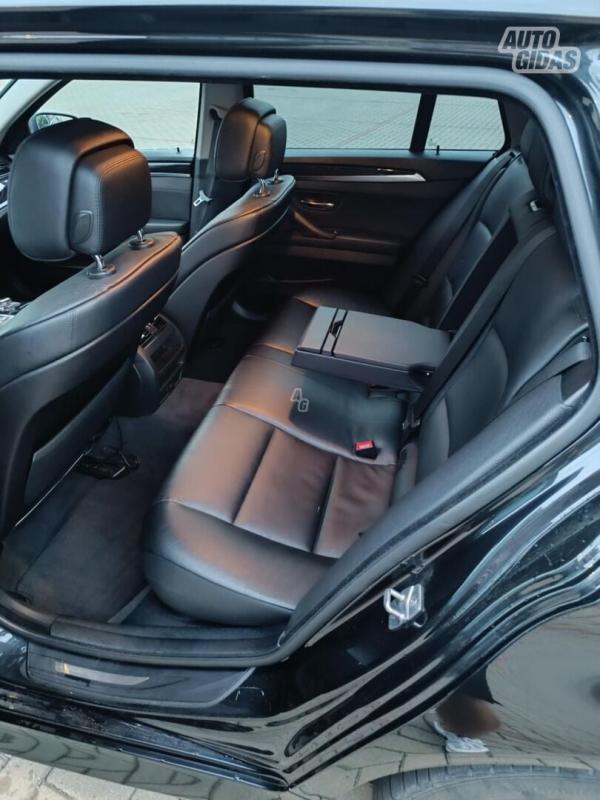 Black BMW 520 2010 in Silale, with an engine capacity of 2.00 L and mileage of 332 thousand km for 9300 €, photo 5 on AUTOMOTO.COM.LV