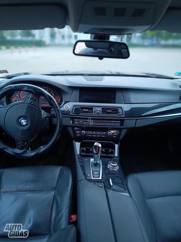 Black BMW 520 2010 in Silale, with an engine capacity of 2.00 L and mileage of 332 thousand km for 9300 €, photo 10 on AUTOMOTO.COM.LV