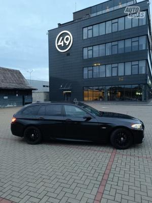 Black BMW 520 2010 in Silale, with an engine capacity of 2.00 L and mileage of 332 thousand km for 9300 €, photo 18 on AUTOMOTO.COM.LV