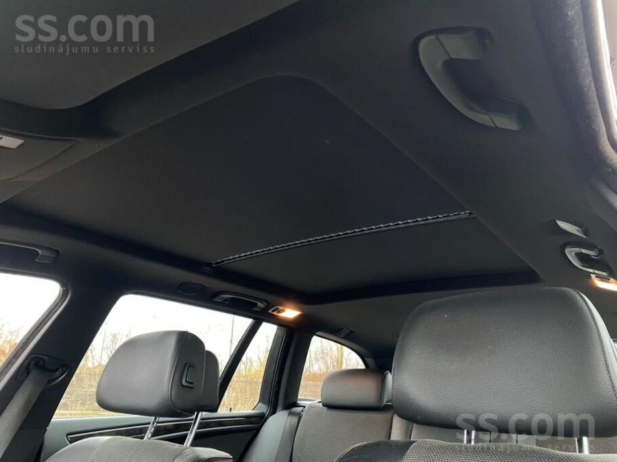 Black BMW 520 2010 in Riga, with an engine capacity of 2.00 L and mileage of 282 thousand km for 4500 €, photo 12 on AUTOMOTO.COM.LV