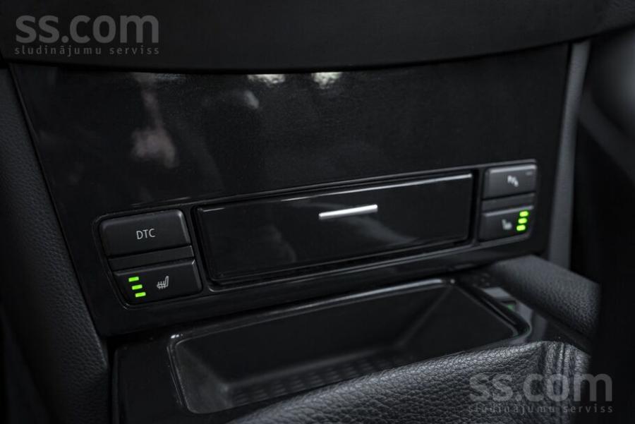 Melns BMW 520 2010 Rīga, ar dzinēja tilpumu 2.00 L un nobraukumu 0 tūkst. km par 4950 €, foto 22 vietnē AUTOMOTO.COM.LV