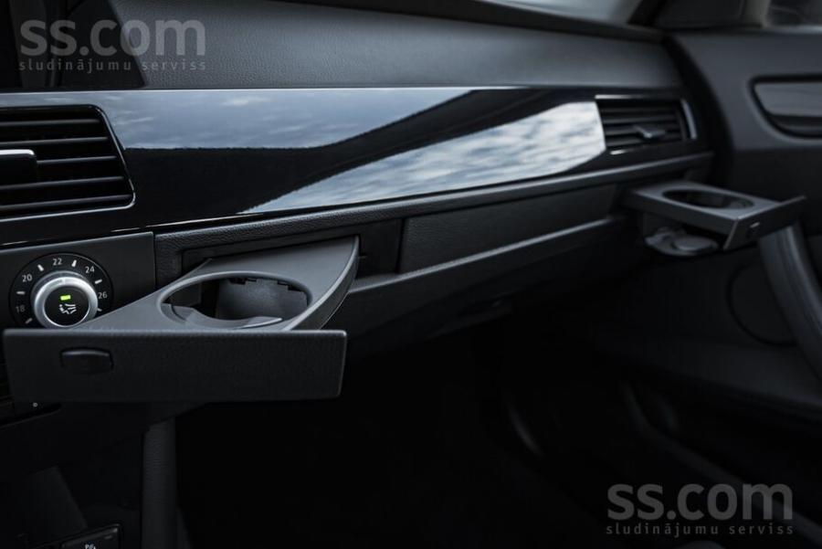 Melns BMW 520 2010 Rīga, ar dzinēja tilpumu 2.00 L un nobraukumu 0 tūkst. km par 4950 €, foto 24 vietnē AUTOMOTO.COM.LV