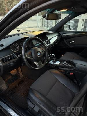 Black BMW 520 2010 in Riga, with an engine capacity of 2.00 L and mileage of 248 thousand km for 5000 €, photo 7 on AUTOMOTO.COM.LV