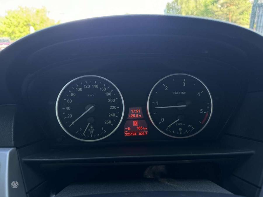 Черный БМВ 520 2010 в Вильнюс, объемом двигателя 2.00 л и пробегом 325 тыс. км за 6900 €, фото 29 на AUTOMOTO.COM.LV