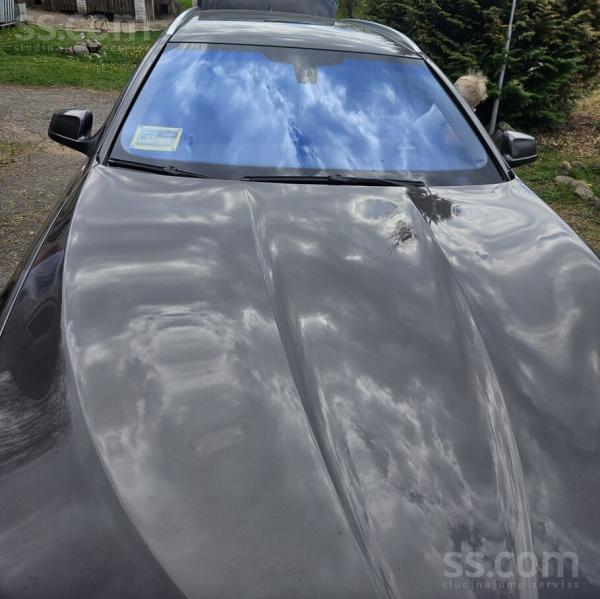 Black BMW 520 2010 in Riga, with an engine capacity of 2.00 L and mileage of 368 thousand km for 8200 €, photo 2 on AUTOMOTO.COM.LV