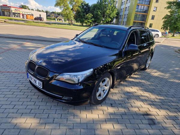 Melns BMW 520 2010 Kauņa, ar dzinēja tilpumu 2.00 L un nobraukumu 323 tūkst. km par 3550 €, foto 2 vietnē AUTOMOTO.COM.LV