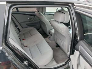 Black BMW 520 2010 in Marijampole, with an engine capacity of 2.00 L and mileage of 273 thousand km for 3450 €, photo 25 on AUTOMOTO.COM.LV