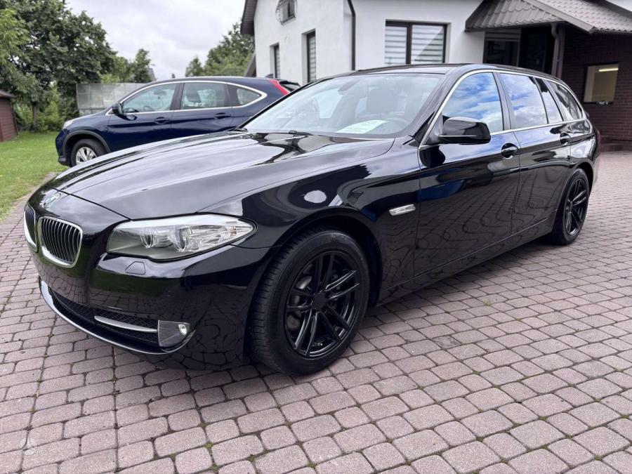 Melns BMW 520 2010 Gargždai, ar dzinēja tilpumu 2.00 L un nobraukumu 231 tūkst. km par 7499 €, foto 3 vietnē AUTOMOTO.COM.LV