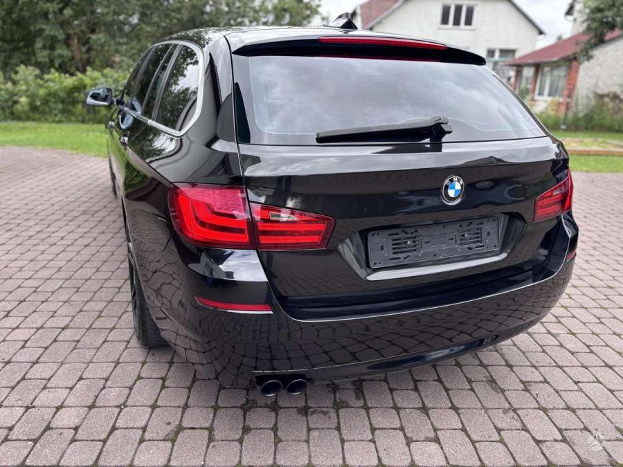 Melns BMW 520 2010 Gargždai, ar dzinēja tilpumu 2.00 L un nobraukumu 231 tūkst. km par 7499 €, foto 5 vietnē AUTOMOTO.COM.LV