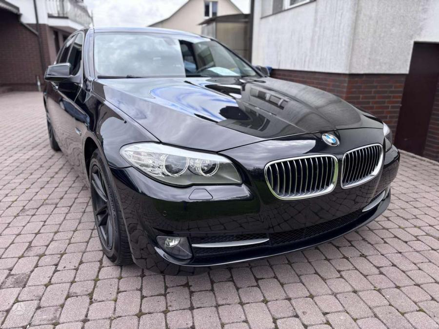Melns BMW 520 2010 Gargždai, ar dzinēja tilpumu 2.00 L un nobraukumu 231 tūkst. km par 7499 €, foto 10 vietnē AUTOMOTO.COM.LV