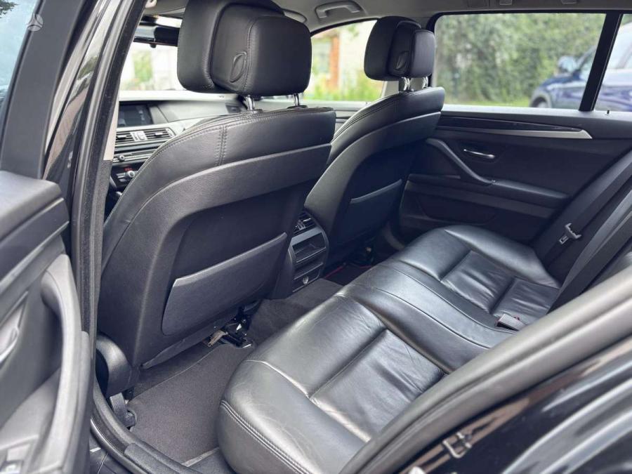 Melns BMW 520 2010 Gargždai, ar dzinēja tilpumu 2.00 L un nobraukumu 231 tūkst. km par 7499 €, foto 13 vietnē AUTOMOTO.COM.LV