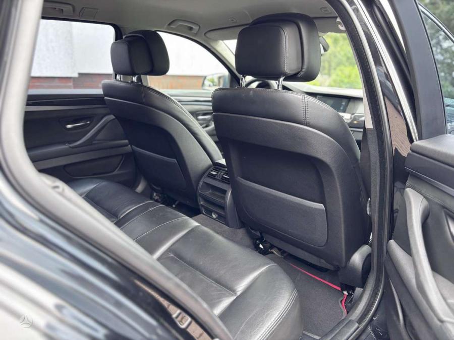 Melns BMW 520 2010 Gargždai, ar dzinēja tilpumu 2.00 L un nobraukumu 231 tūkst. km par 7499 €, foto 15 vietnē AUTOMOTO.COM.LV