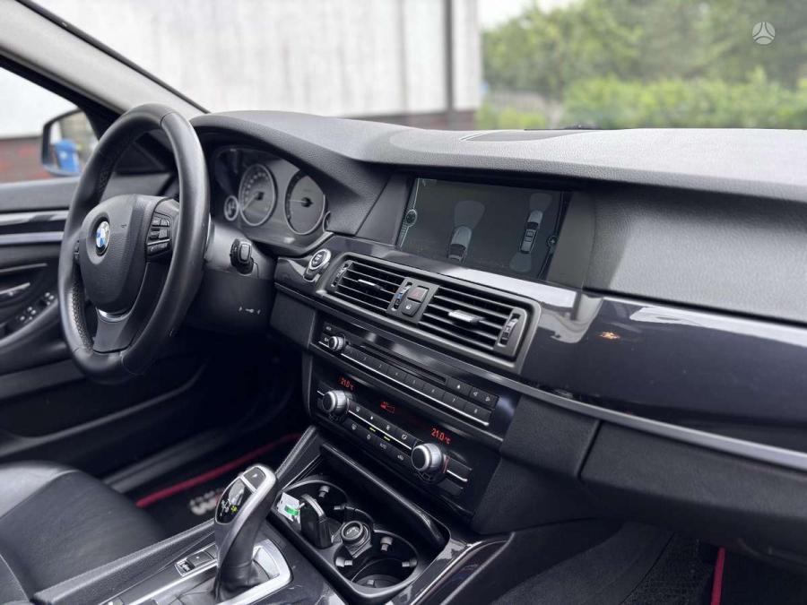 Melns BMW 520 2010 Gargždai, ar dzinēja tilpumu 2.00 L un nobraukumu 231 tūkst. km par 7499 €, foto 19 vietnē AUTOMOTO.COM.LV