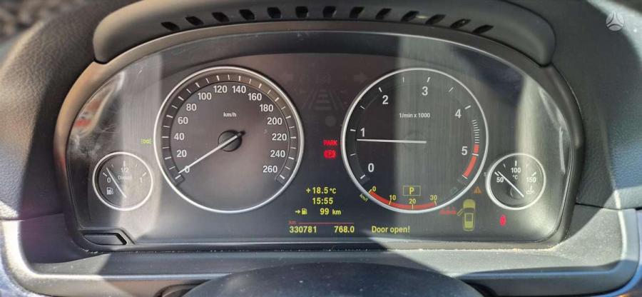 Melns BMW 520 2010 Klaipėda, ar dzinēja tilpumu 2.00 L un nobraukumu 331 tūkst. km par 7000 €, foto 7 vietnē AUTOMOTO.COM.LV