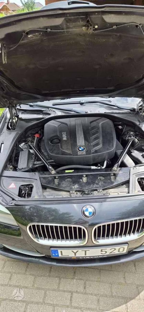 Black BMW 520 2010 in Klaipeda, with an engine capacity of 2.00 L and mileage of 331 thousand km for 7000 €, photo 7 on AUTOMOTO.COM.LV