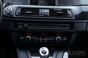 Черный БМВ 520 2010 в Валмиера, объемом двигателя 2.00 л и пробегом 0 тыс. км за 6990 €, фото 15 на AUTOMOTO.COM.LV