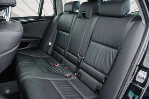 Melns BMW 520 2010 Kauņa, ar dzinēja tilpumu 2.00 L un nobraukumu 324 tūkst. km par 5390 €, foto 12 vietnē AUTOMOTO.COM.LV