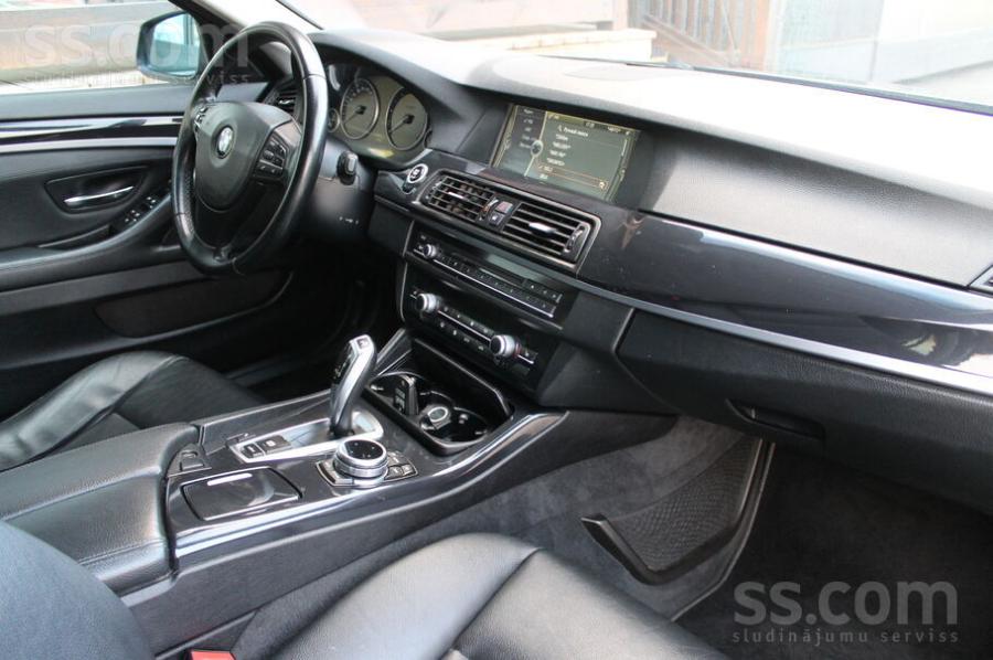 Black BMW 520 2010 in Riga, with an engine capacity of 2.00 L and mileage of 0 thousand km for 6650 €, photo 13 on AUTOMOTO.COM.LV