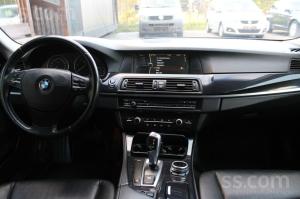 Black BMW 520 2010 in Riga, with an engine capacity of 2.00 L and mileage of 0 thousand km for 6650 €, photo 15 on AUTOMOTO.COM.LV