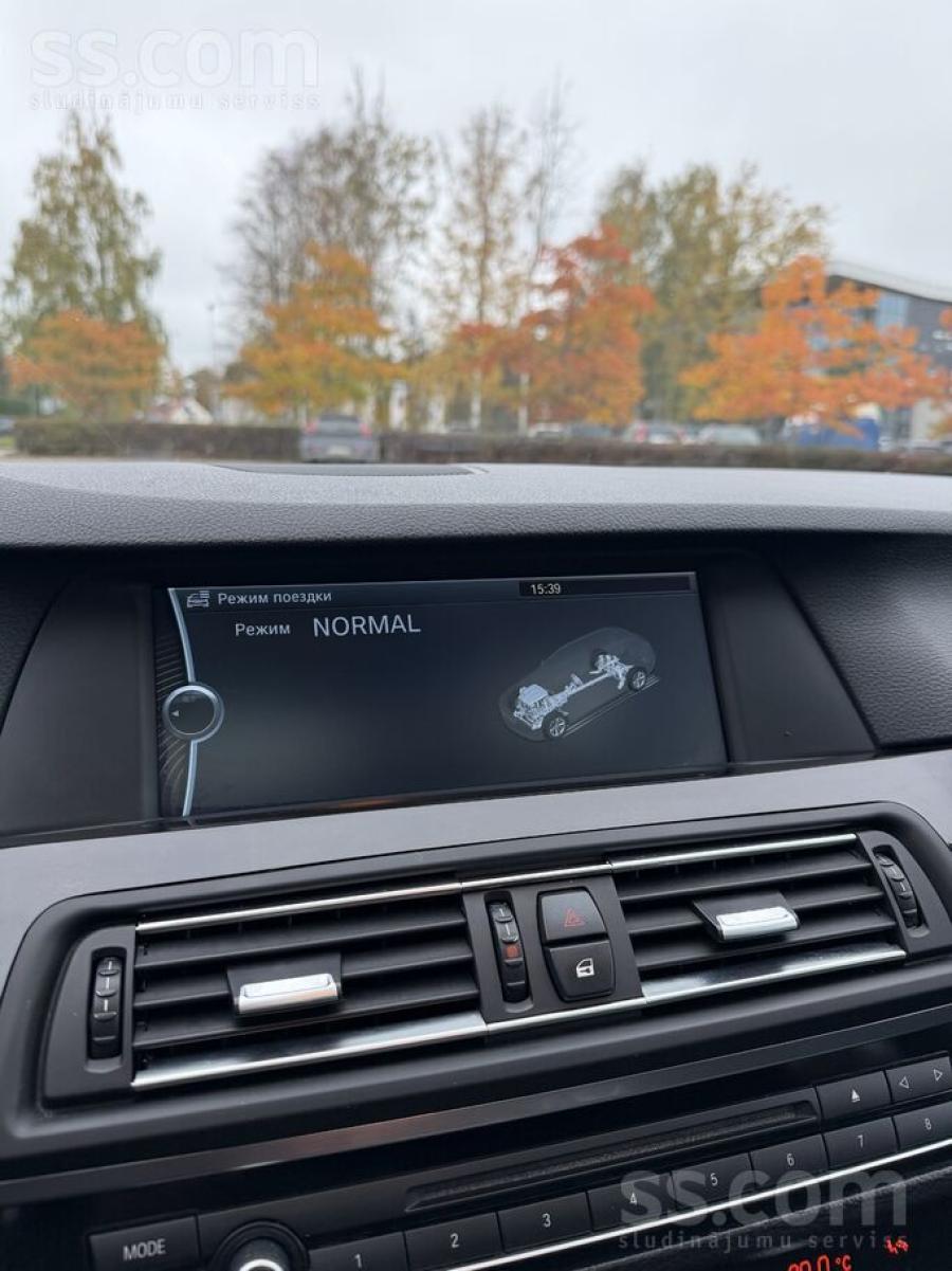 Melns BMW 520 2010 Jelgava, ar dzinēja tilpumu 2.00 L un nobraukumu 345 tūkst. km par 8200 €, foto 14 vietnē AUTOMOTO.COM.LV