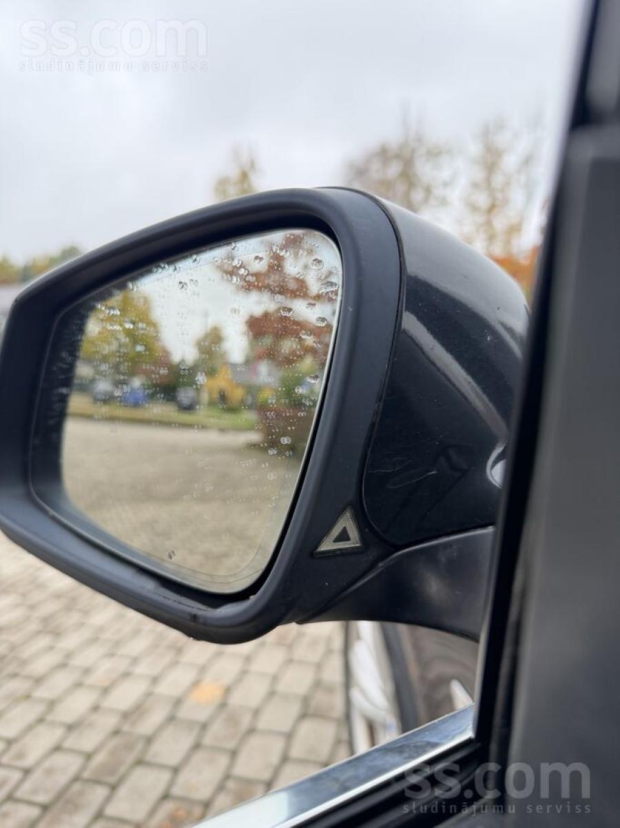 Melns BMW 520 2010 Jelgava, ar dzinēja tilpumu 2.00 L un nobraukumu 345 tūkst. km par 8200 €, foto 15 vietnē AUTOMOTO.COM.LV