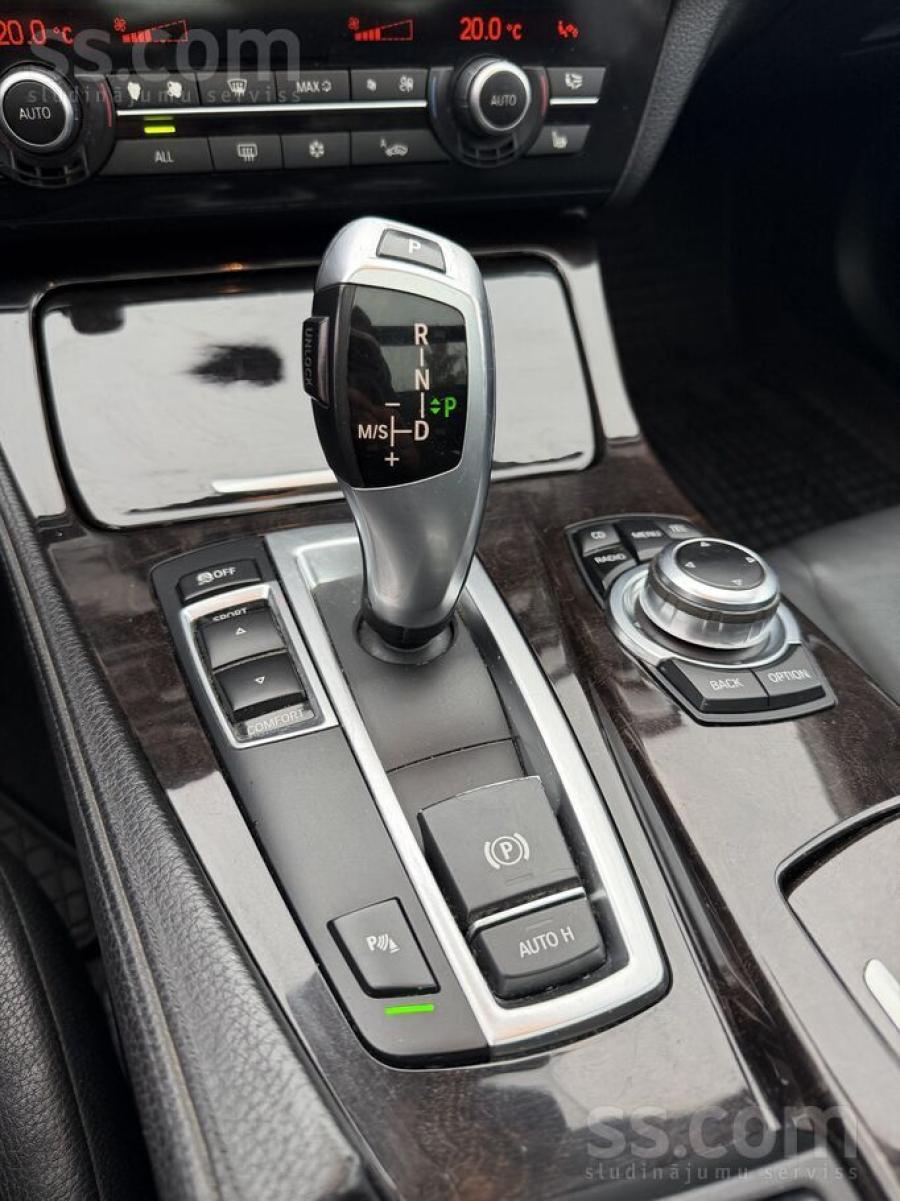 Melns BMW 520 2010 Jelgava, ar dzinēja tilpumu 2.00 L un nobraukumu 345 tūkst. km par 8200 €, foto 18 vietnē AUTOMOTO.COM.LV