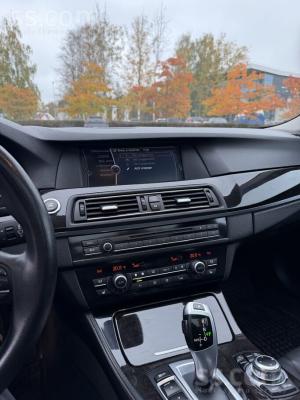 Melns BMW 520 2010 Jelgava, ar dzinēja tilpumu 2.00 L un nobraukumu 345 tūkst. km par 8200 €, foto 19 vietnē AUTOMOTO.COM.LV