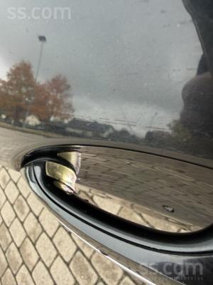 Melns BMW 520 2010 Jelgava, ar dzinēja tilpumu 2.00 L un nobraukumu 345 tūkst. km par 8200 €, foto 23 vietnē AUTOMOTO.COM.LV