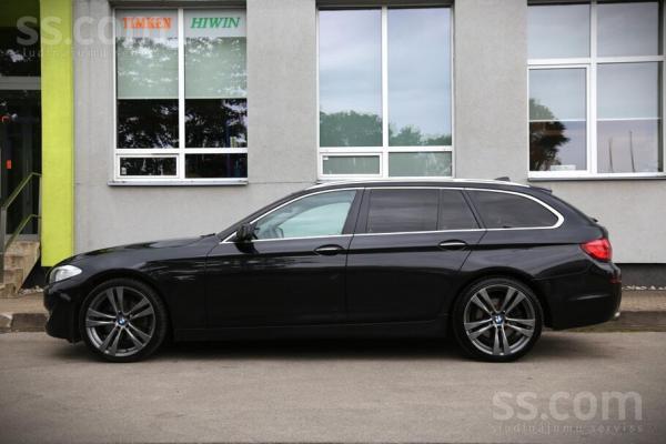 Melns BMW 520 2011 Rīga, ar dzinēja tilpumu 2.00 L un nobraukumu 0 tūkst. km par 6995 €, foto 2 vietnē AUTOMOTO.COM.LV