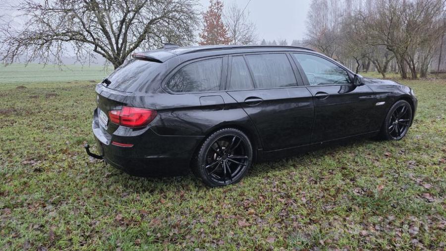 Melns BMW 520 2011 Ogre, ar dzinēja tilpumu 2.00 L un nobraukumu 444 tūkst. km par 7200 €, foto 3 vietnē AUTOMOTO.COM.LV