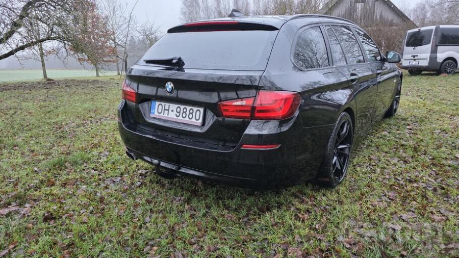 Melns BMW 520 2011 Ogre, ar dzinēja tilpumu 2.00 L un nobraukumu 444 tūkst. km par 7200 €, foto 4 vietnē AUTOMOTO.COM.LV