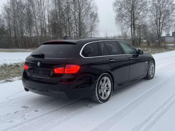 Black BMW 520 2011 in Parnu, with an engine capacity of 2.00 L and mileage of 258 thousand km for 8500 €, photo 3 on AUTOMOTO.COM.LV