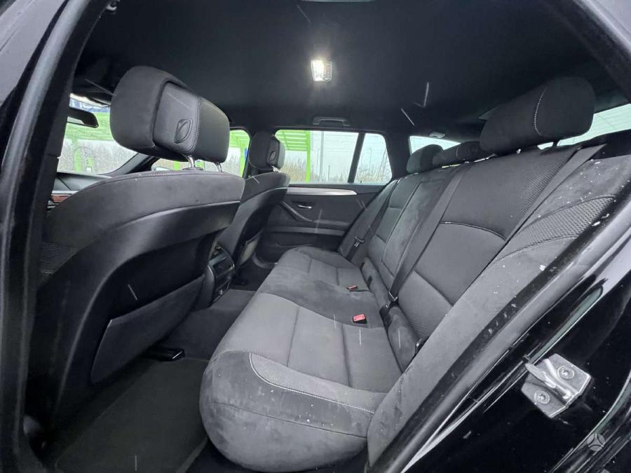 Melns BMW 520 2011 Pērnava, ar dzinēja tilpumu 2.00 L un nobraukumu 258 tūkst. km par 8500 €, foto 14 vietnē AUTOMOTO.COM.LV