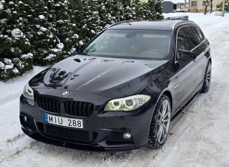 Black BMW 520 2011 in Radviliskis, with an engine capacity of 2.00 L and mileage of 361 thousand km for 7800 €, photo 3 on AUTOMOTO.COM.LV