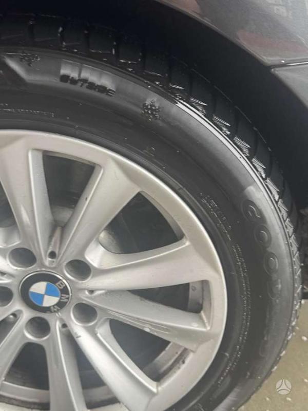 Melns BMW 520 2011 Panevēža, ar dzinēja tilpumu 2.00 L un nobraukumu 288 tūkst. km par 6399 €, foto 7 vietnē AUTOMOTO.COM.LV