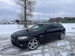 Black BMW 520 2011 in Vilnius, with an engine capacity of 2.00 L and mileage of 312 thousand km for 8699 €, photo  on AUTOMOTO.COM.LV